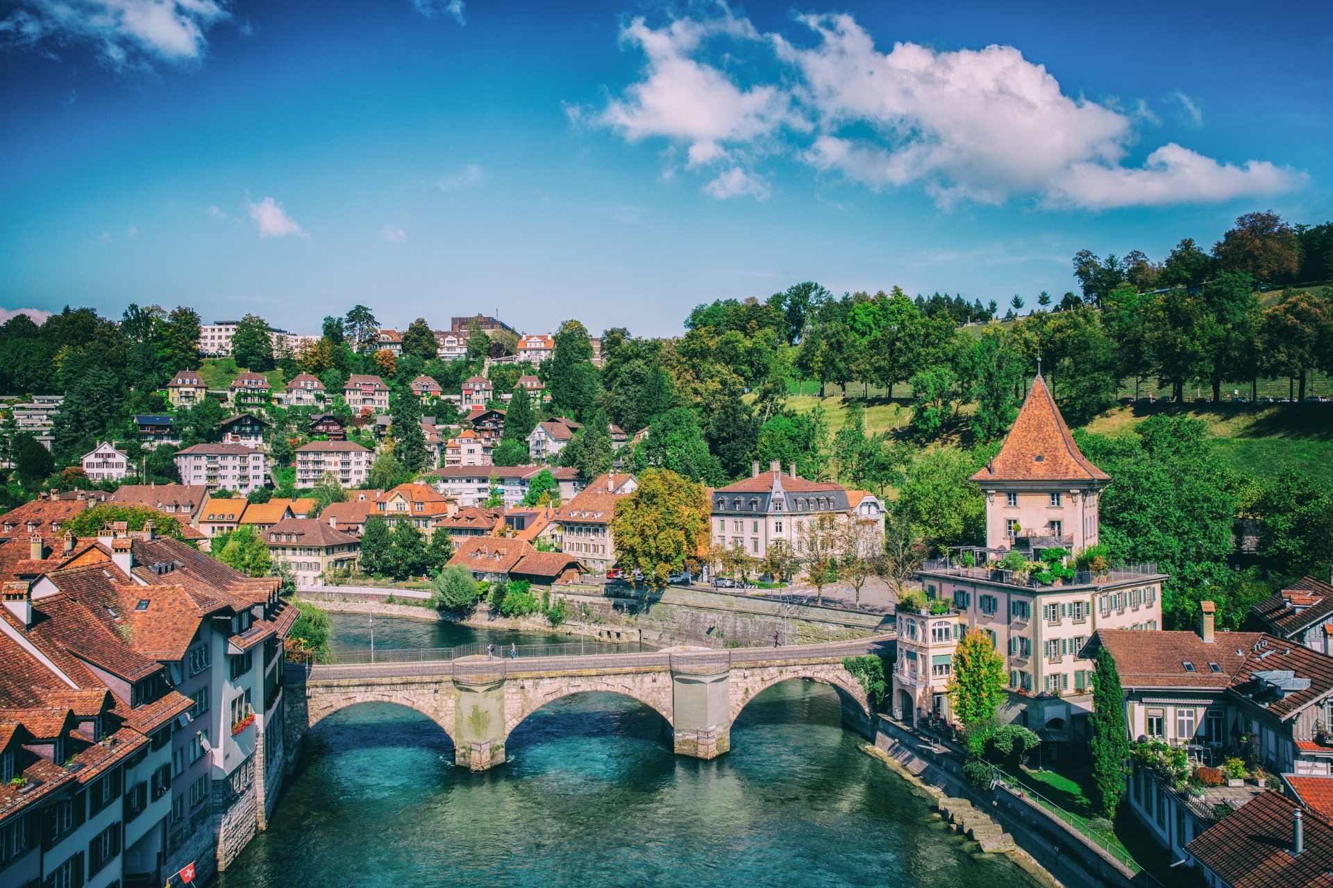 Berner Restaurants an der Aare - Bärner Meitschi