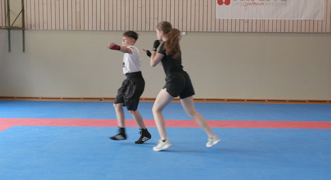 Light-Contact Boxing: Torero mit Betäubungspfeil » mobilesport.ch