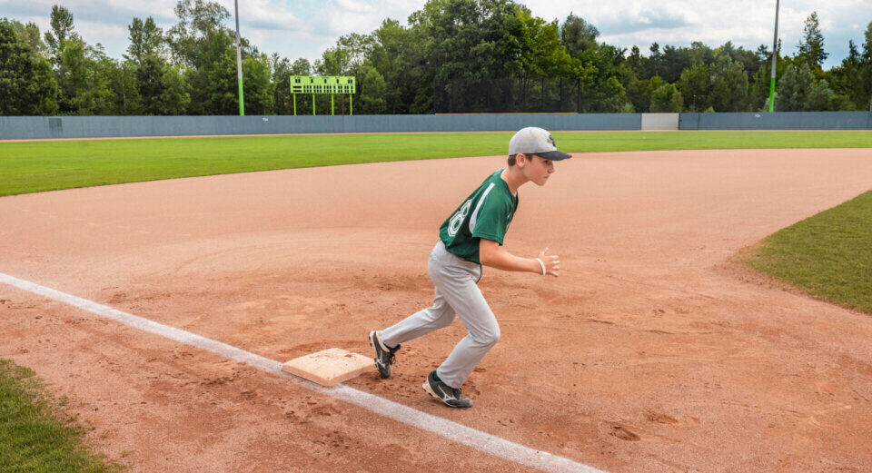 Baseball – Formes d ’entraînement: Jeu offensive – Mettre la pression au travers d’un ...