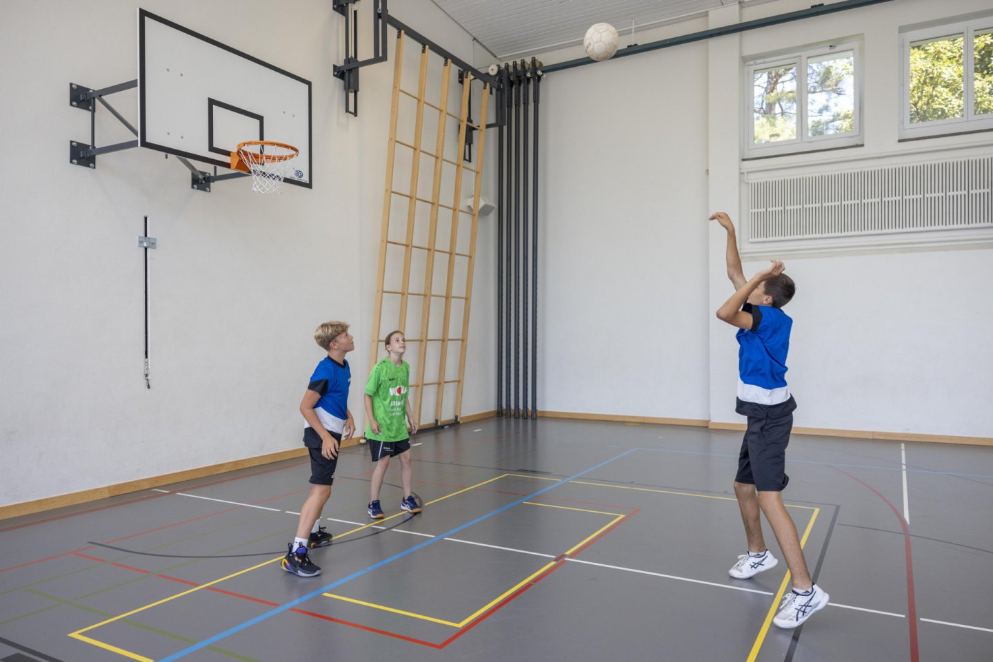 Korbball – Trainingsformen: Den Ball überzeugt erobern » mobilesport.ch
