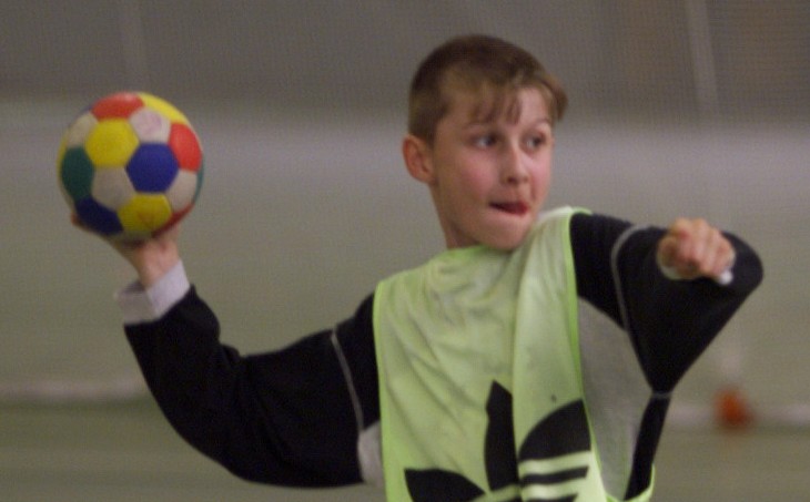 Aufwärmen: Wand-Kopfball » mobilesport.ch Aufwärmen: Wand-Kopfball » mobilesport.ch