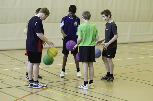 Kleine Ballspiele: Prellen » mobilesport.ch