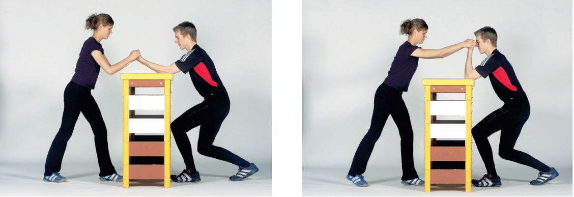 Krafttraining zu zweit – Oberkörper: Arm beugen » mobilesport.ch