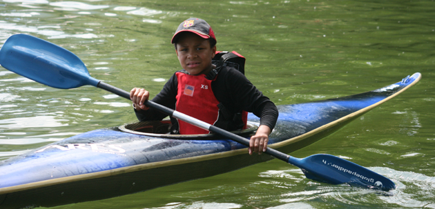 Pour les enfants – Canoë-kayak: Leçon 2 «Pagayer» » mobilesport.ch