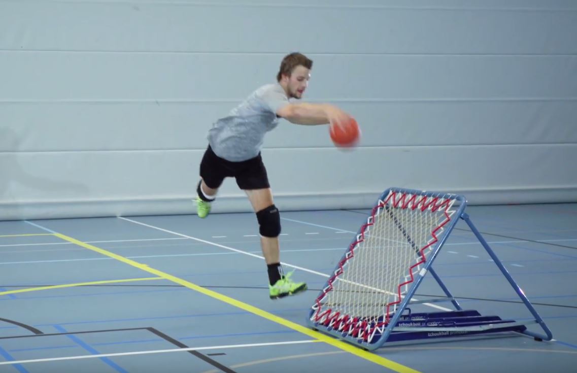 Tchoukball: Tir à 90° » mobilesport.ch