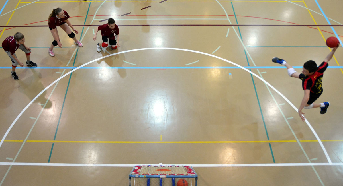 Tchoukball: Positions et déplacements des joueurs » mobilesport.ch