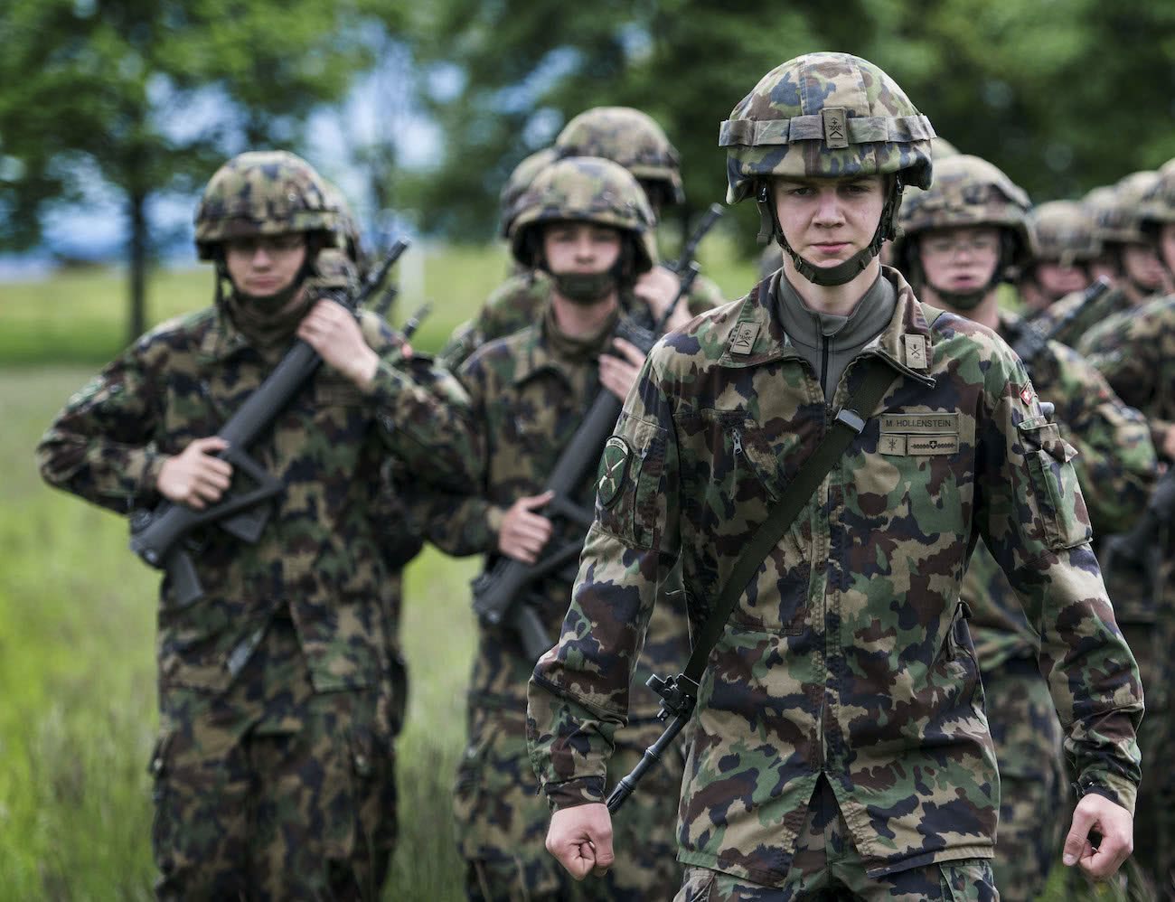 Lohn, Versicherung und Kündigungsschutz während der Rekrutenschule ...